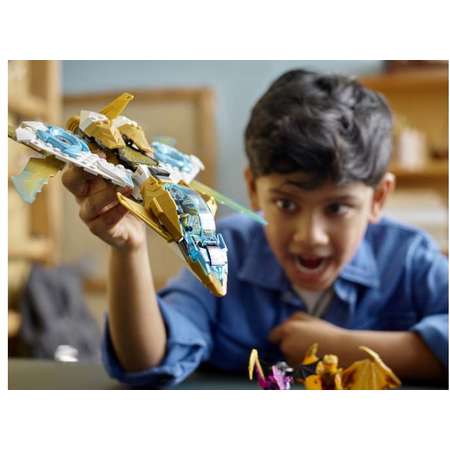 LEGO Avionul Dragon de Aur al lui Zane Numar piese 258 Varsta 7 + ani ...